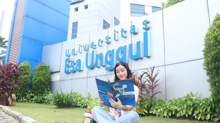 Maukuliah | Universitas Esa Unggul (Universitas Indonusa Maukuliah | Universitas Esa Unggul (Universitas Indonusa